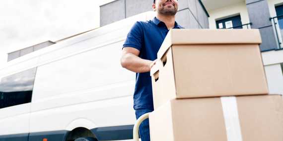 Light vehicle driver job description: Missions, training and qualifications