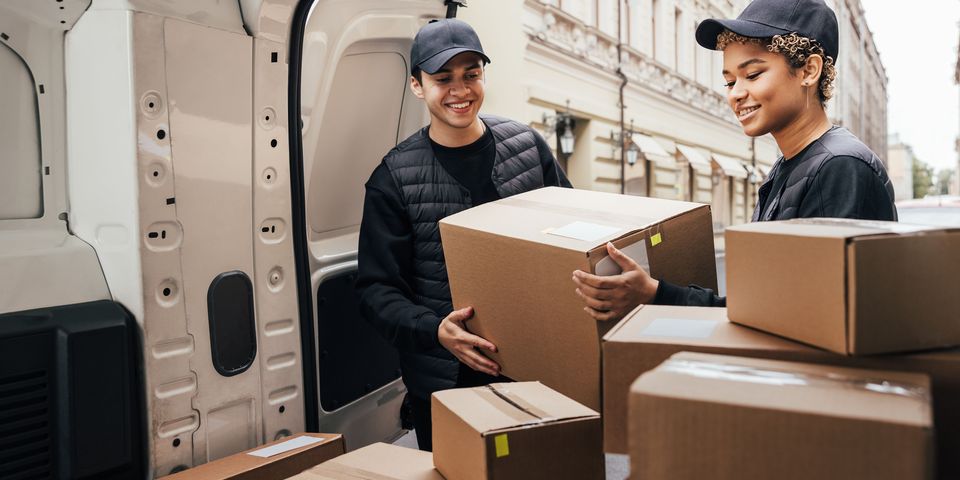 Delivery person job description: Missions, training and qualifications