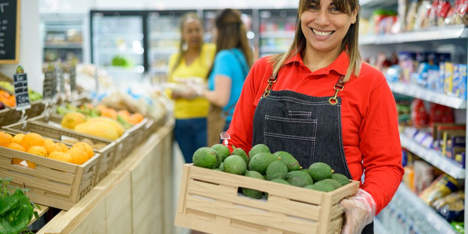 Shelf stocker job description: Missions, training and qualifications